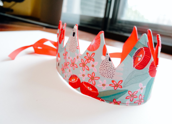 Crowning Glory: How to Craft a Reusable Fabric Christmas Crown ...